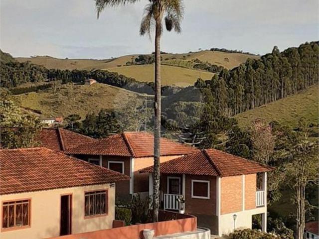 Fazenda / Sítio para venda em Campos De Cunha de 1600.00m² com 11 Quartos, 9 Suites e 30 Garagens