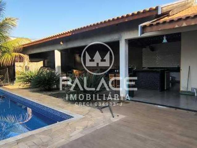 Fazenda / Sítio para venda em Campestre de 450.00m² com 3 Quartos, 1 Suite e 4 Garagens