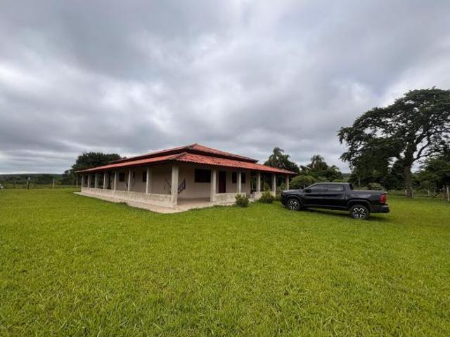 Fazenda / Sítio para venda em Centro de 122.00m² com 3 Quartos e 1 Suite