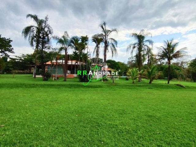 Fazenda / Sítio para venda em Centro de 25000.00m² com 5 Quartos e 2 Suites