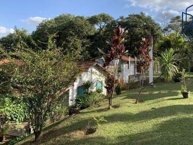 Fazenda / Sítio para venda em Centro de 800.00m² com 7 Quartos, 6 Suites e 10 Garagens