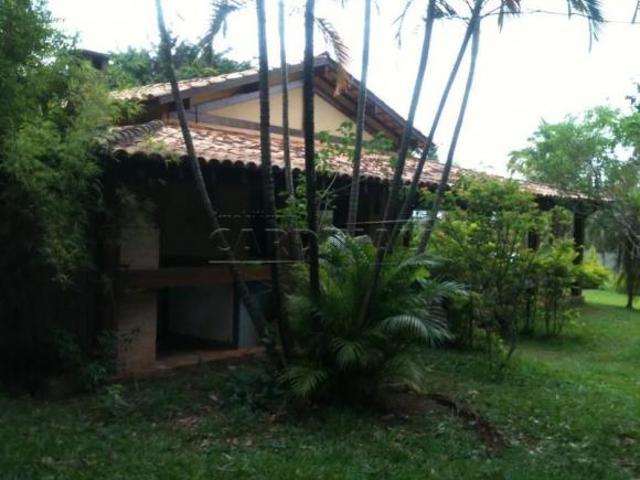 Fazenda / Sítio para venda em Chacara Flora Araraquara de 153.00m² com 1 Quarto e 6 Garagens