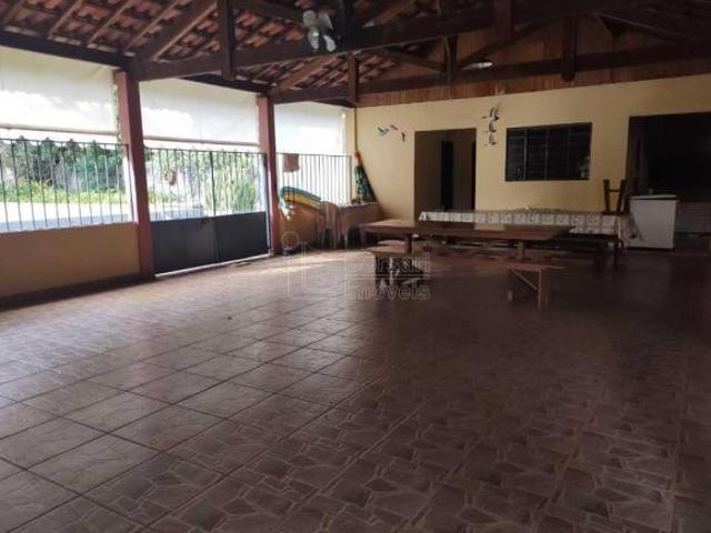 Fazenda / Sítio para venda em Chácara Flora Araraquara de 345.00m² com 4 Quartos