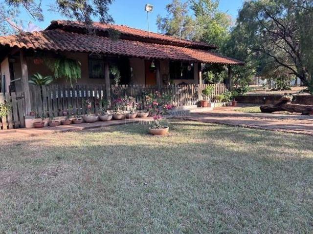 Fazenda / Sítio para venda em Chácara Flora Araraquara de 700.00m² com 5 Quartos, 1 Suite e 2 Garage
