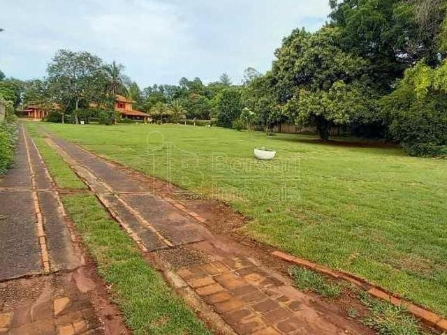 Fazenda / Sítio para venda em Chácara Flora Araraquara de 970.00m² com 4 Quartos e 2 Suites
