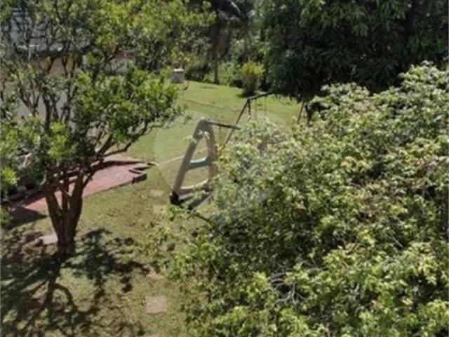 Fazenda / Sítio para venda em Chácaras Campo Limpo de 3537.00m² com 3 Quartos, 1 Suite e 4 Garagens