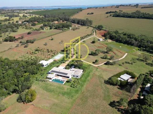 Fazenda / Sítio para venda em Área Rural De Avaré de 10.00m² com 9 Quartos e 9 Suites