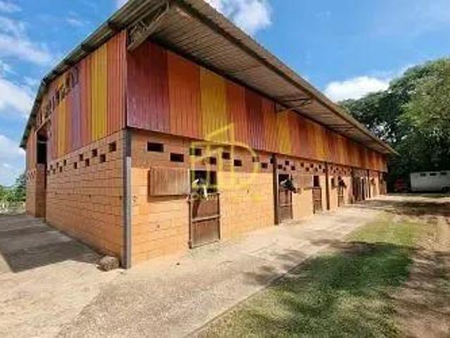Fazenda / Sítio para venda em Área Rural De Porto Feliz de 10.00m² com 3 Quartos e 1 Suite