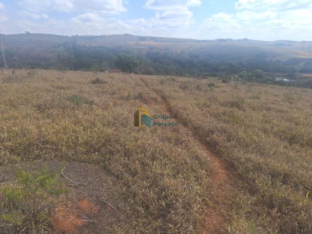 Fazenda / Sítio para venda em Area Rural em São Tiago Minas Gerais de 550000.00m² com 5 Quartos e 1 Suíte