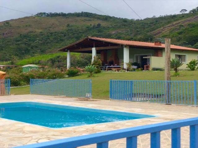 Fazenda / Sítio para venda em Botujuru em Mogi Das Cruzes São Paulo de 304.00m² com 4 Quartos e 30 Garagens