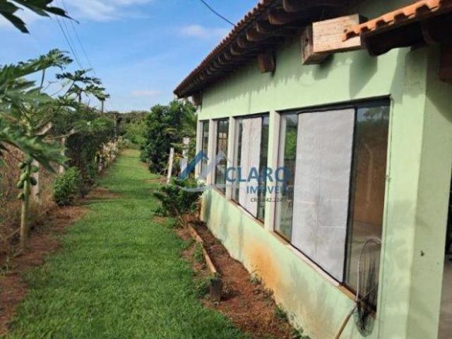 Fazenda / Sítio para venda em Bairro Do Sessenta de 100.00m² com 2 Quartos, 1 Suite e 4 Garagens