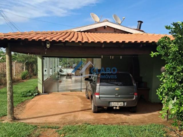 Fazenda / Sítio para venda em Bairro Do Sessenta em Pederneiras São Paulo de 100.00m² com 2 Quartos, 1 Suíte e 4 Garagens