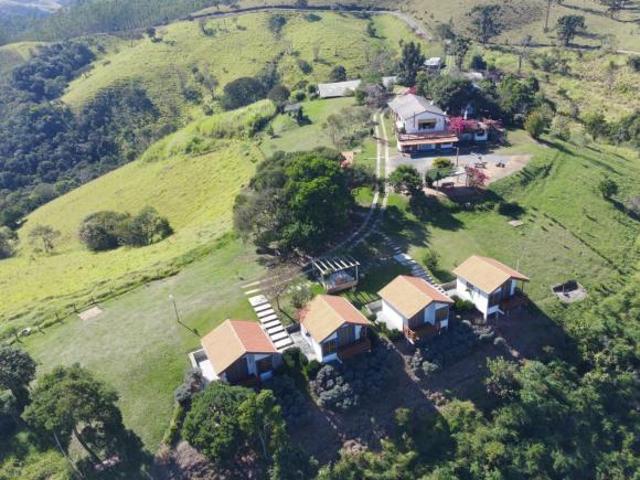 Fazenda / Sítio para venda em Bairro Dos Macacos de 72000.00m² com 9 Quartos, 9 Suites e 15 Garagens