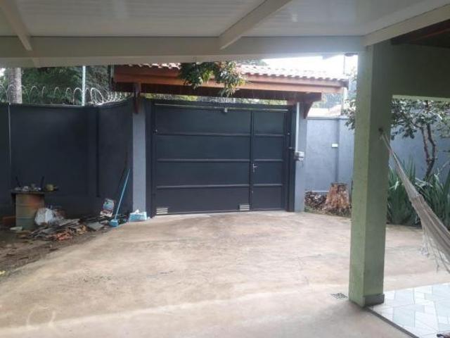Fazenda / Sítio para venda em Glebas Natalinas de 200.00m² com 2 Quartos, 1 Suite e 2 Garagens