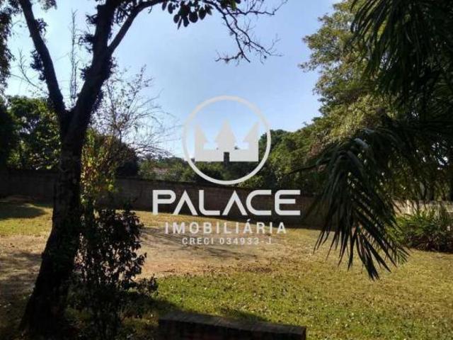 Fazenda / Sítio para venda em Guamium de 70.00m² com 2 Quartos, 1 Suite e 1 Garagem