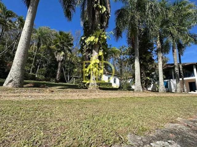 Fazenda / Sítio para venda em Estância Suiça de 1500.00m² com 7 Quartos, 4 Suites e 120 Garagens