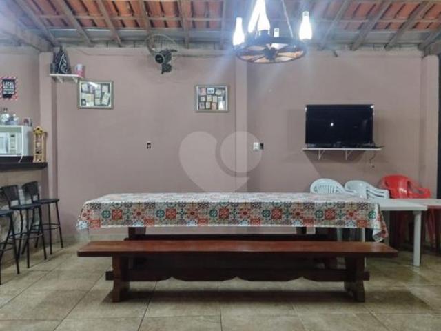 Fazenda / Sítio para venda em Ivoturucaia de 2000.00m² com 5 Quartos, 1 Suite e 10 Garagens
