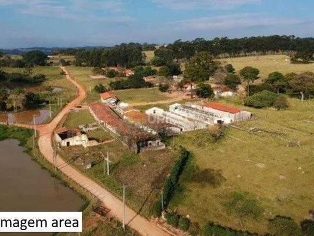 Fazenda / Sítio para venda em Jardim Paraíso II de 340.00m² com 7 Quartos e 10 Garagens