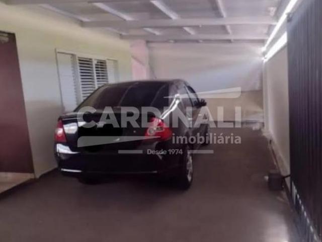 Fazenda / Sítio para venda em Loteamento Tutoya Do Vale de 150.00m² com 2 Quartos e 4 Garagens