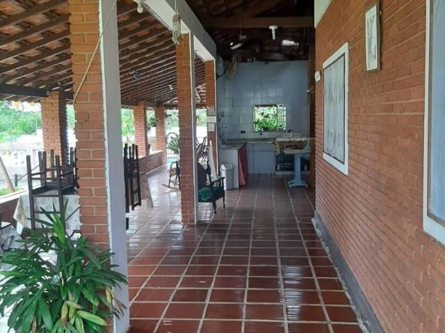 Fazenda / Sítio para venda em Loteamento São Francisco em Piracicaba São Paulo de 170.00m² com 3 Quartos, 1 Suíte e 2 Garagens