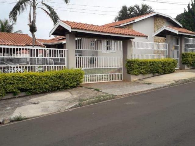 Fazenda / Sítio para venda em Nova São Pedro Ii de 280.00m² com 3 Quartos, 1 Suite e 12 Garagens