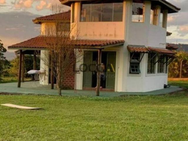 Fazenda / Sítio para venda em Santo Antônio Da Alegria de 480.00m² com 8 Quartos, 2 Suites e 12 Gara