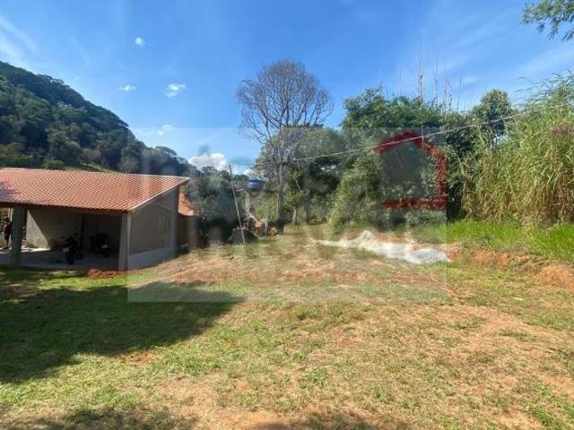 Fazenda / Sítio para venda em Santa Luzia Rural de 121000.00m² com 4 Quartos e 3 Garagens