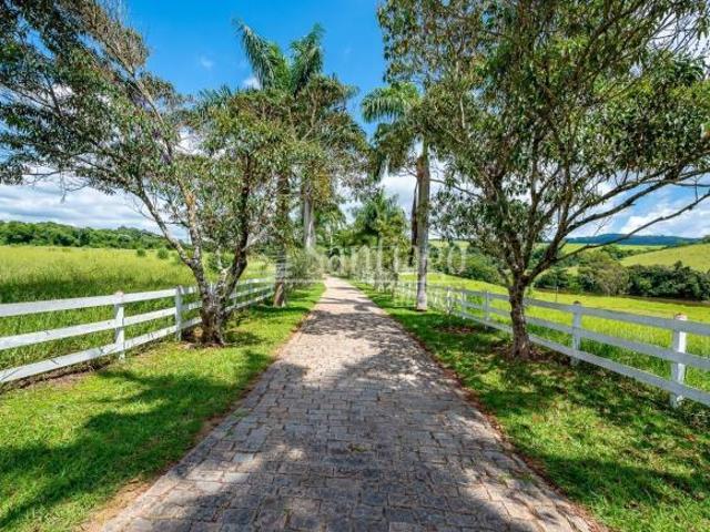 Fazenda / Sítio para venda em Sítio Da Moenda de 2400.00m² com 16 Quartos e 16 Suites