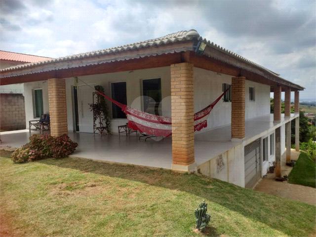 Fazenda / Sítio para venda em Parque Dos Cafezais Ii em Itupeva São Paulo de 426.00m² com 4 Quartos, 1 Suíte e 4 Garagens