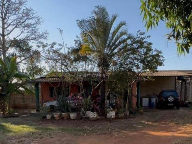 Fazenda / Sítio para venda em Parque Laranjeiras de 109.00m² com 2 Quartos