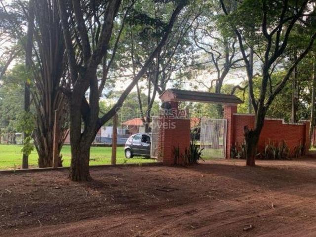 Fazenda / Sítio para venda em Parque Tropical de 417.00m² com 4 Quartos