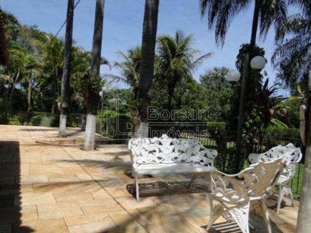 Fazenda / Sítio para venda em Parque Tropical de 591.00m² com 5 Quartos e 3 Garagens