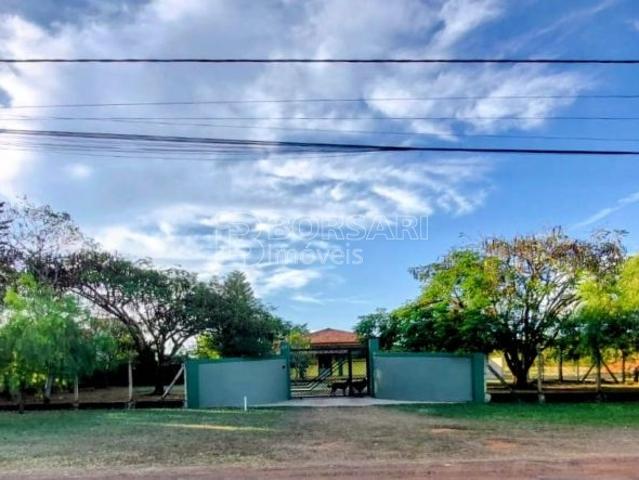 Fazenda / Sítio para venda em Parque Tropical em Araraquara São Paulo de 407.00m² com 3 Quartos, 2 Suítes e 4 Garagens