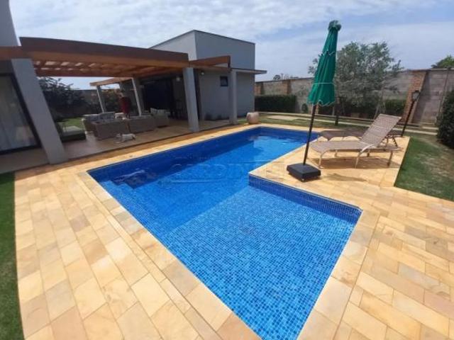 Fazenda / Sítio para venda em Quinta Dos Buritis de 336.00m² com 3 Quartos, 2 Suites e 8 Garagens