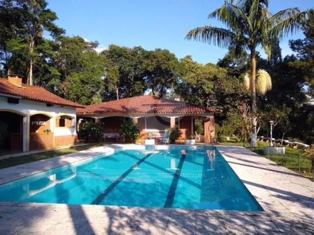 Fazenda / Sítio para venda em Rio Acima de 600.00m² com 3 Quartos, 1 Suite e 2 Garagens