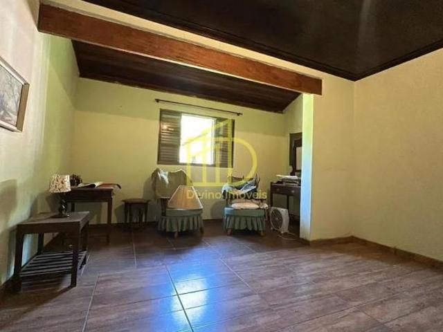 Fazenda / Sítio para venda em Vila Sao Joao de 400.00m² com 4 Quartos, 2 Suites e 5 Garagens