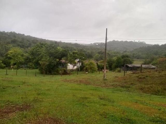 Fazenda / Sítios / Chácaras à venda em Arcos, no bairro Área Rural De Arcos