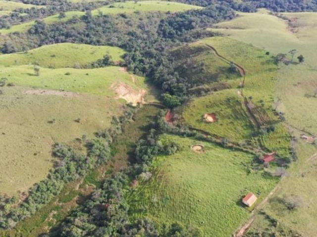 Fazenda / Sítios / Chácaras à venda em Bambuí, no bairro Fazenda Vassourão
