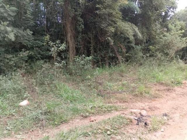 Fazenda / Sítios / Chácaras à venda em Bom Jesus Do Amparo, no bairro Rural
