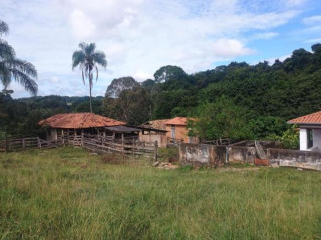 Fazenda / Sítios / Chácaras à venda em Itaguara, no bairro Zona Rural