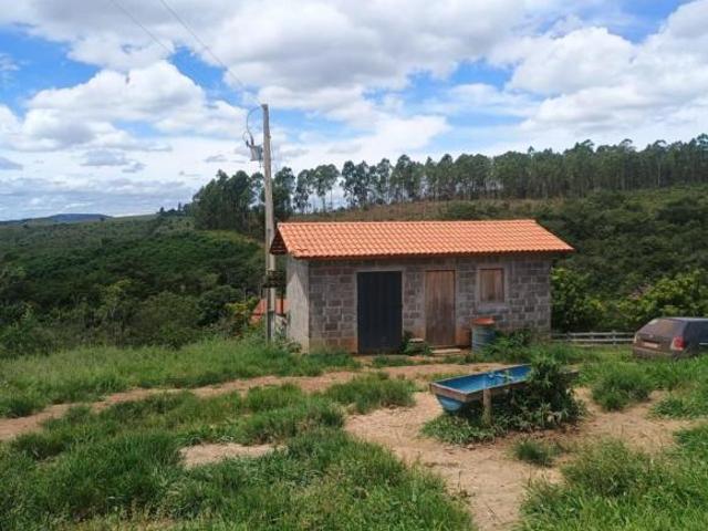 Fazenda / Sítios / Chácaras à venda em Passa Tempo, no bairro Zona Rural