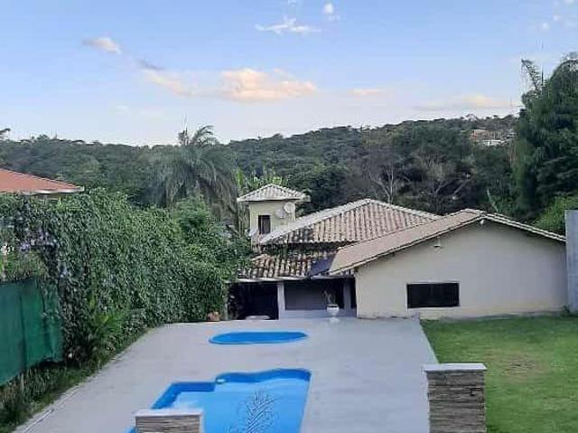 Fazenda / Sítios / Chácaras com 3 quartos à venda em Contagem, no bairro Vila Ipê Amarelo