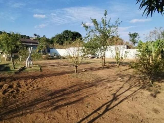 Fazenda / Sítios / Chácaras com 3 quartos à venda em Betim, no bairro Colônia Santa Isabel