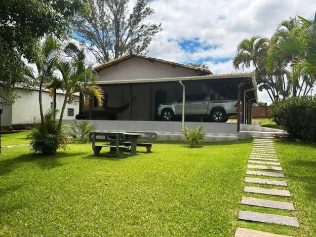 Fazenda / Sítios / Chácaras com 3 quartos à venda em Betim, no bairro Quintas Do Godoy