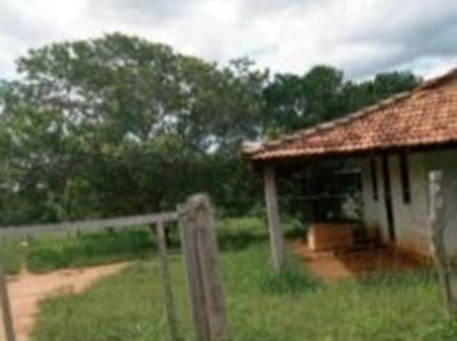 Fazenda / Sítios / Chácaras com 3 quartos à venda em Formoso, no bairro Zona Rural