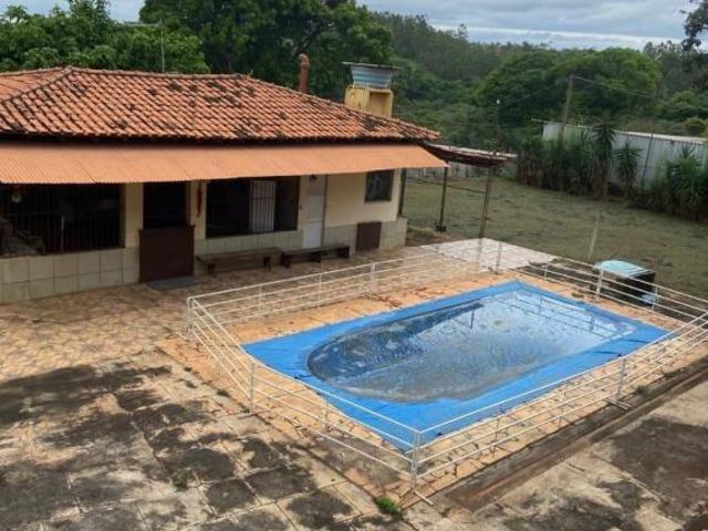 Fazenda / Sítios / Chácaras com 3 quartos à venda em Matozinhos, no bairro Quintas Da Fazendinha