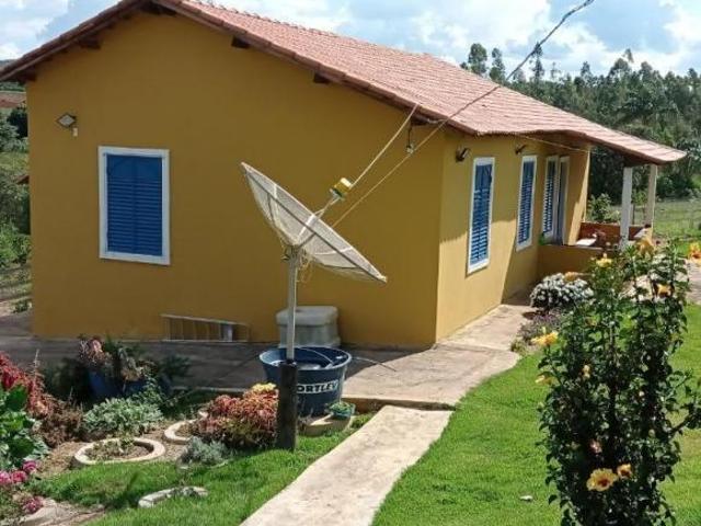 Fazenda / Sítios / Chácaras com 3 quartos à venda em Nepomuceno, no bairro Zona Rural