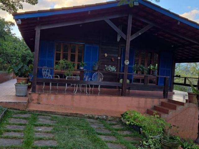 Fazenda / Sítios / Chácaras com 3 quartos à venda em Sabará, no bairro Ravena