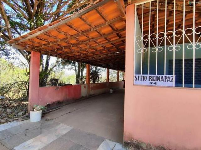 Fazenda / Sítios / Chácaras com 3 quartos à venda em Santa Luzia, no bairro Industrial Americano