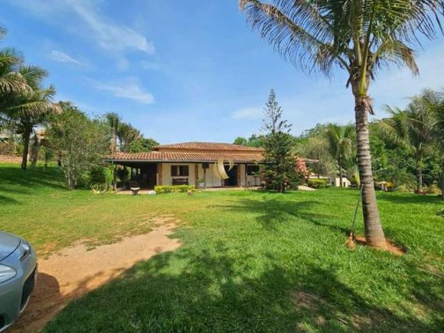 Fazenda / Sítios / Chácaras com 3 quartos à venda em Sete Lagoas, no bairro Condominio Lagoa Nova